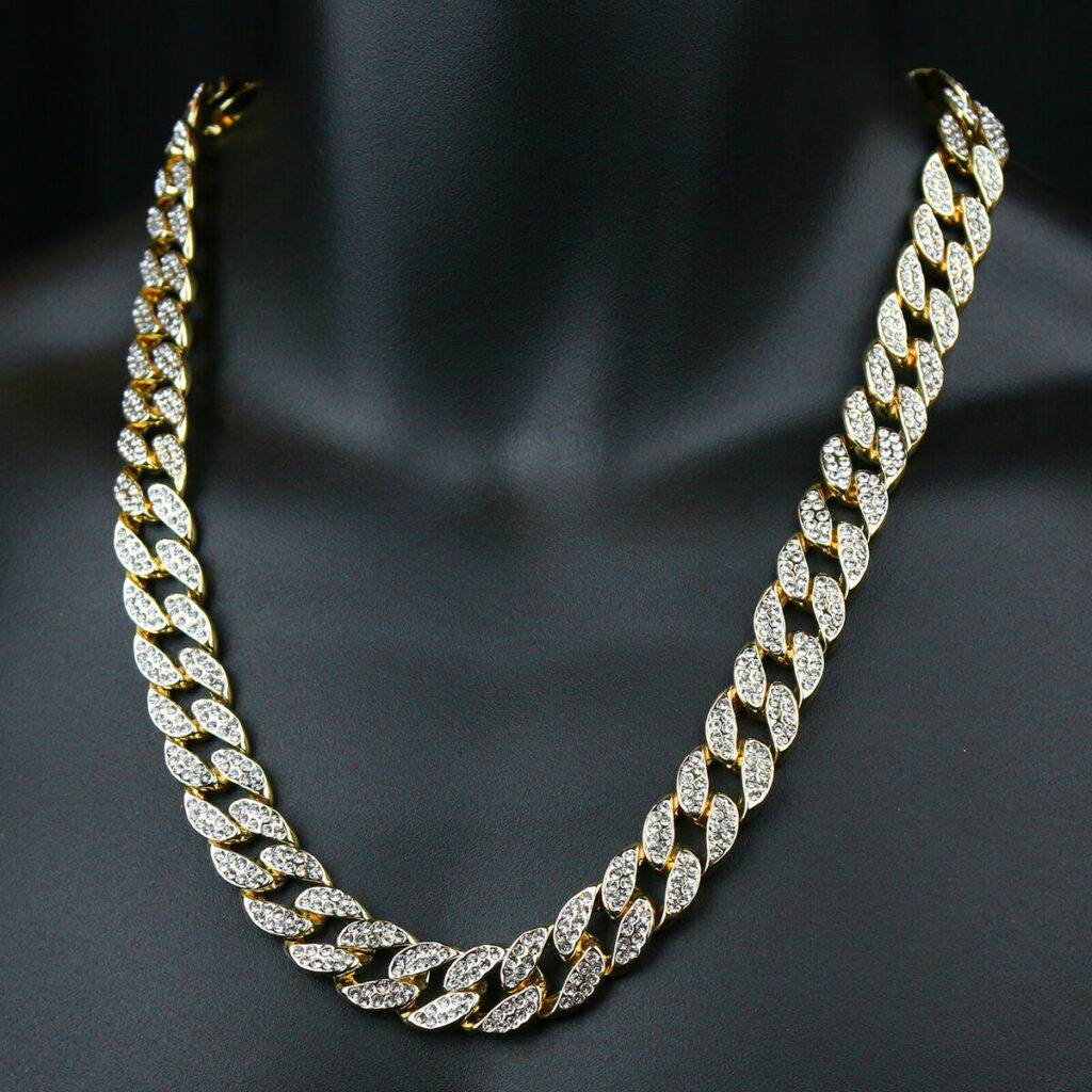 Iced Out Last Supper Pendant & Cuban Link Chain – Urban Fashion Jewelry