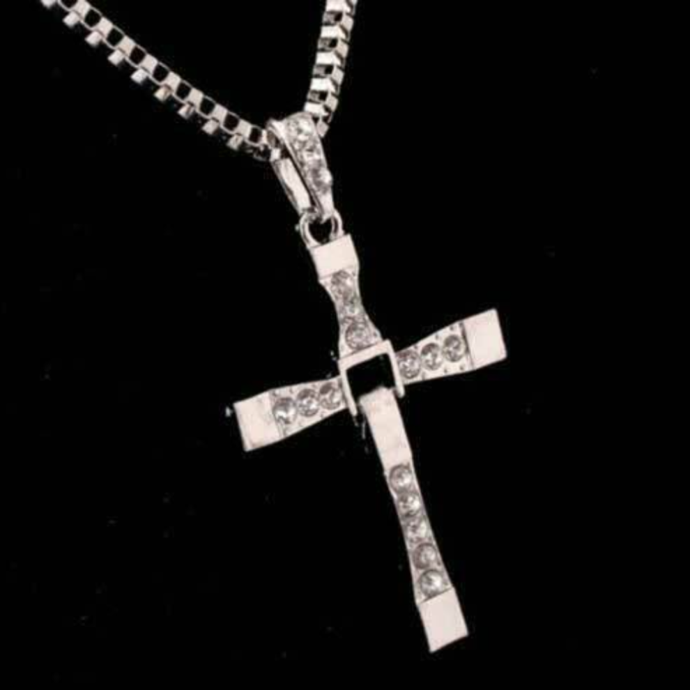 Elegant Yet Street Jesus Cross Pendant 24" Figaro Chain Link - Urban ...